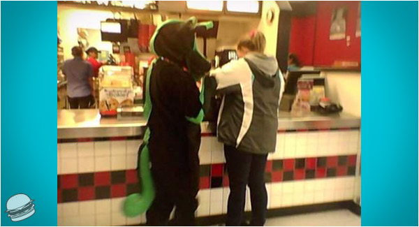 Furry Convention : freaksoffastfood.com